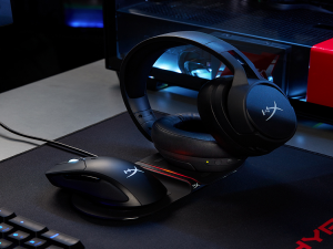 畅享无线好声音 HyperX天箭加强版无线游戏耳机解析 - 热点科技 - ITheat.com