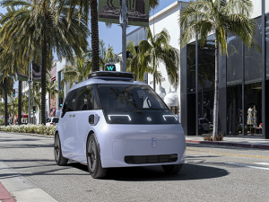 极氪为Waymo专属定制车辆亮相美国洛杉矶，基于浩瀚-M架构打造 - 热点科技 - ITheat.com