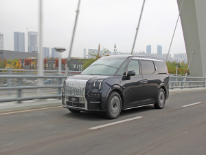 原生豪华中大型MPV，极氪009开起来是什么感觉？ - 热点科技 - ITheat.com