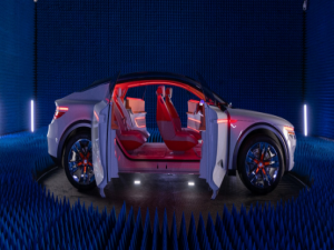 CES 2023：高通联合生态系统展示下一代车内体验 - 热点科技 - ITheat.com