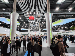 MWC2023 | 华为阐述绿色全光网络：未来将演进至5.5G - 热点科技 - ITheat.com