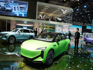 2023上海车展丨红旗发布全新品牌架构，经典更焕新活力 - 热点科技 - ITheat.com