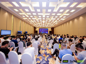 舒尔在举办“同行·上海”活动，新品MAX902引领会议音频革新 - 热点科技 - ITheat.com