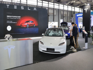 Tech G 2023丨特斯拉新model 3焕新出场，全新换挡方式趣味十足！ - 热点科技 - ITheat.com