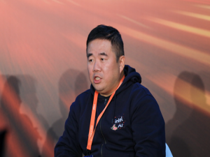 专访英特尔中国区技术部总经理高宇：AI PC刚起步，酷睿Ultra带来出色体验 - 热点科技 - ITheat.com