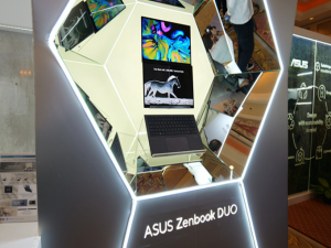 CES 2024 | 华硕首款双屏OLED笔记本闪耀全场，超多新品首发亮相 - 热点科技 - ITheat.com