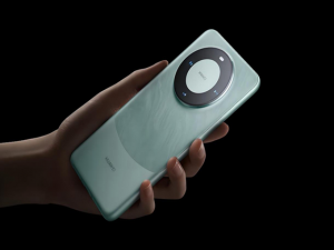 华为Mate 70屏幕尺寸曝光：6.7英寸左右，1.5K分辨率 - 热点科技 - ITheat.com