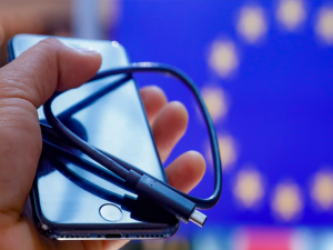 英国也下架？iPhone 14和iPhone SE欧盟禁售开始了 - 热点科技 - ITheat.com