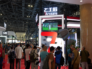 预算有限依然能出大片 七工匠携高性价比镜头参展P&E - 热点科技 - 预算有限依然能出大片 七工匠携高性价比镜头参展P&E