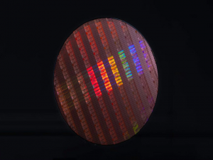 Intel Nova Lake-S已投片：台积电2nm工艺，最多52核心 - 热点科技 - ITheat.com